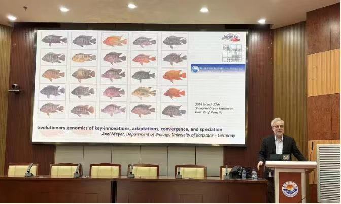 科研动态：德国康斯坦茨大学Axel Meyer教授应邀来校作学术报告